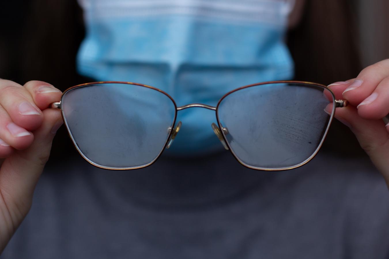 5 Ways to Stop Glasses From Fogging Up – Oculus Eyecare Seattle Optometrist
