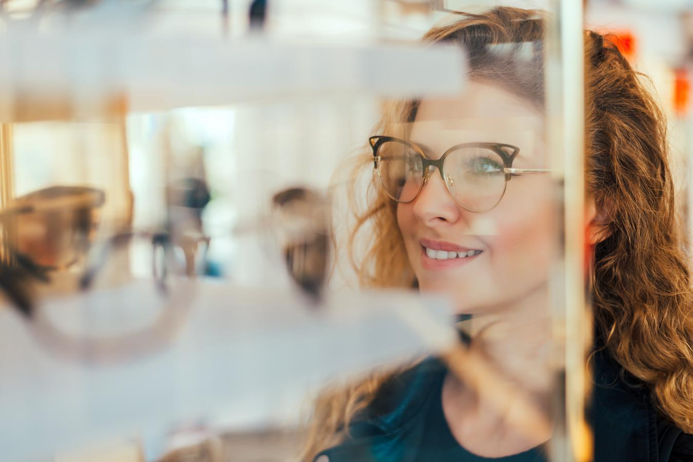 What Is an Optician? Everything You Need to Know – Oculus Eyecare ...